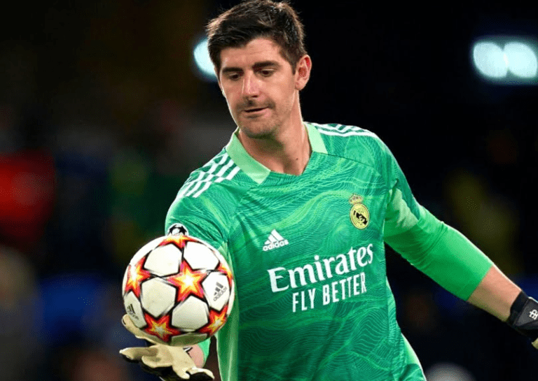 Courtois taille poids - Blaujournal